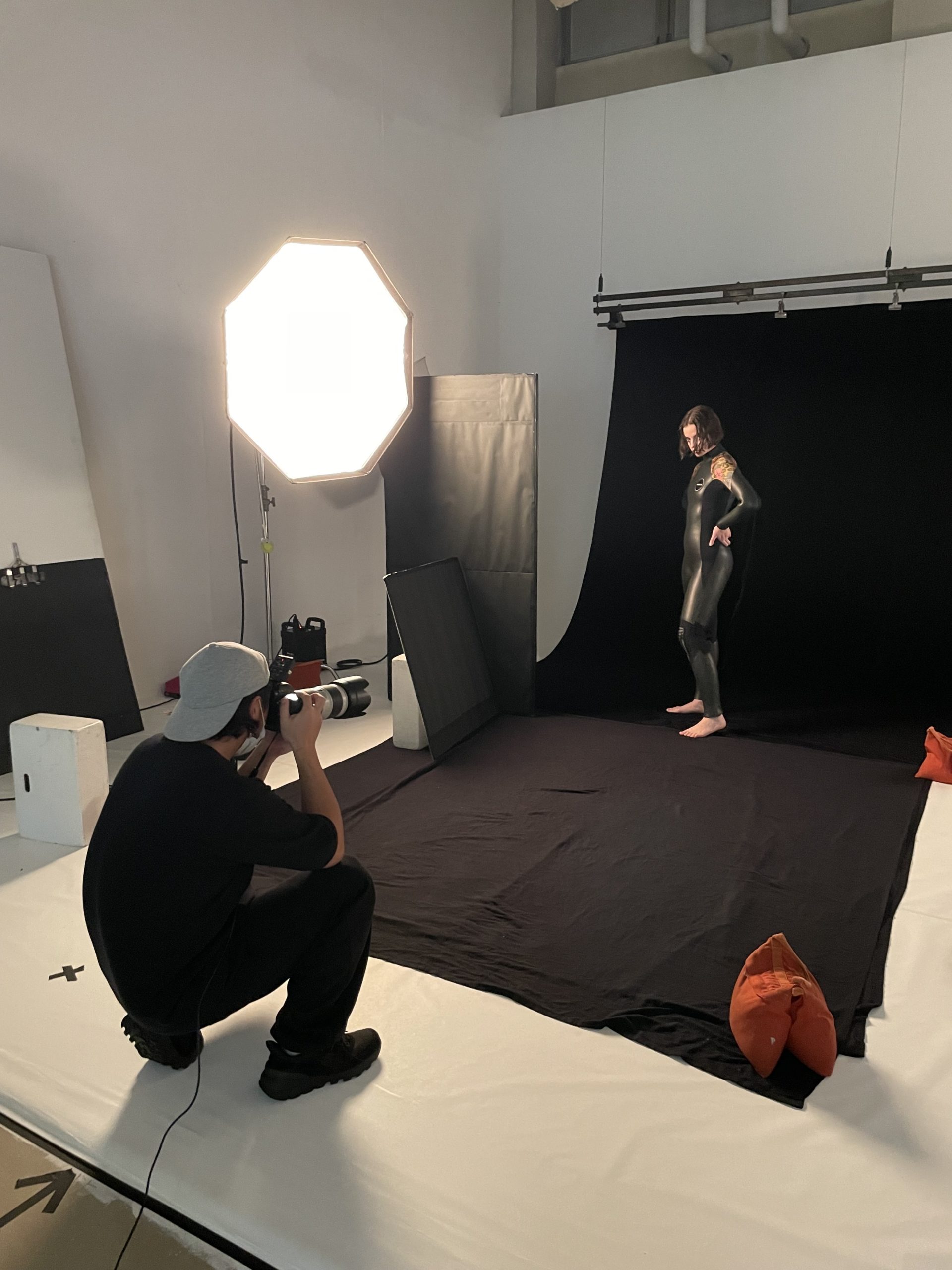 MOBBY’Sのダイビングカタログ撮影！現場に潜入！！ | モビーディック WOW 採用情報